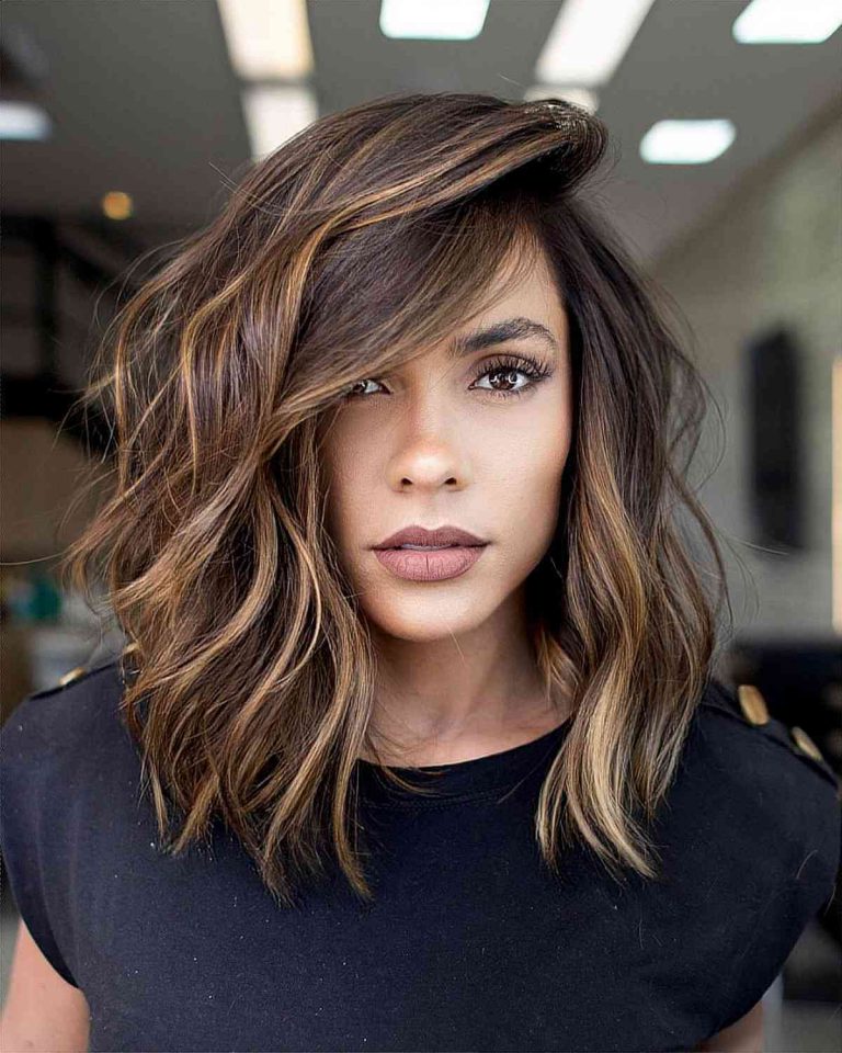 30+ Stunning Shoulder-Length Hairstyles You Need to Try This 2025 ...